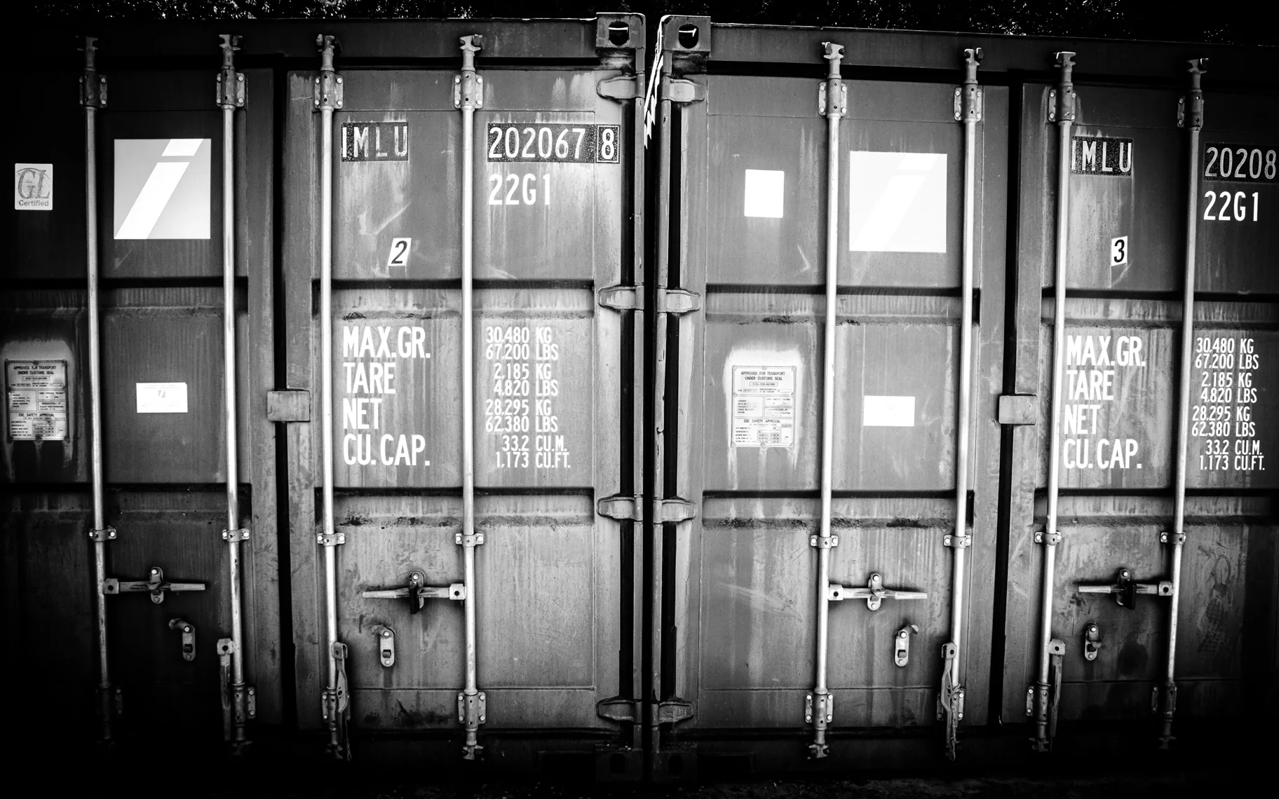 Military-Grade Shipping Containers: Secure Your Cargo Anywhere